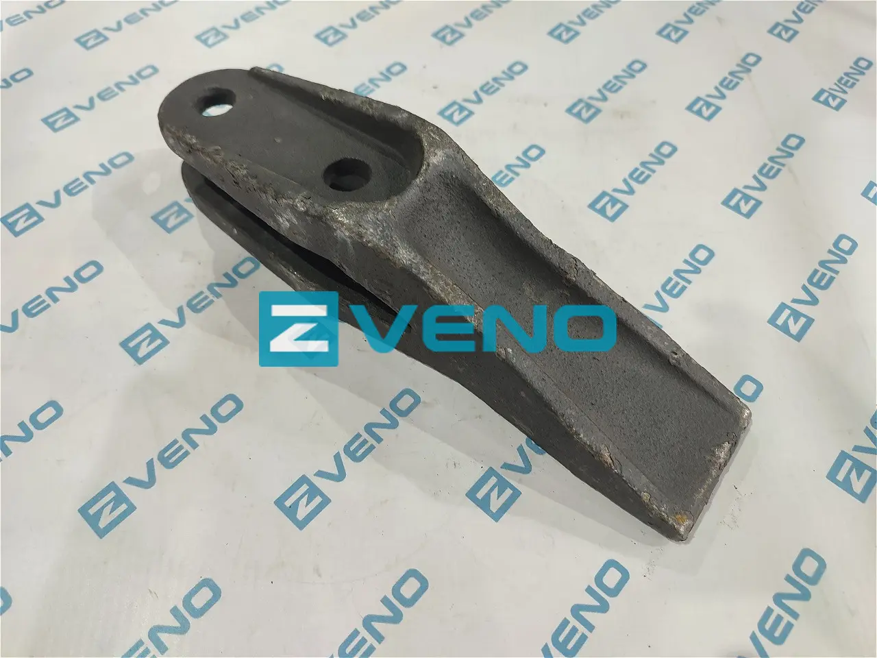 Купить New Holland Центральный зуб FB-90/FB-100 85801109/85811440 по ...
